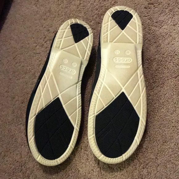 CROCS | Shoes | Crocs Flats | Poshmark